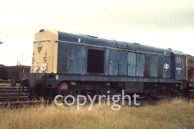 ORIGINAL DIESEL RAILWAY 35mm Slide 20094 Thornaby TMD 1993 £2.20 ...