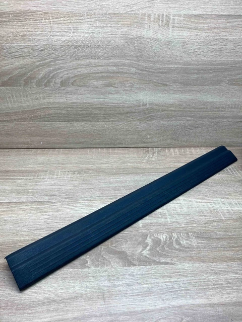 2126860136 OE MERCEDES Benz W212 Plastique Bordure Garniture Support ...