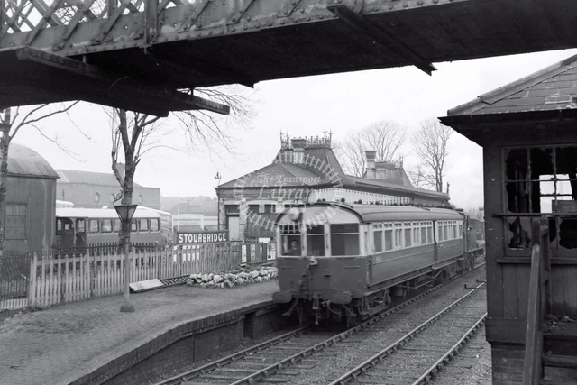 PHOTO BR BRITISH Railways Station Scene - STOURBRIDGE TOWN 1952 3 £1.99 ...