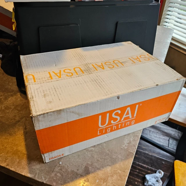 USAI LIGHTING SV X115-NC-UNV-D4 w/ L3DA4U1UKS EA035 LED driver sliver £ ...