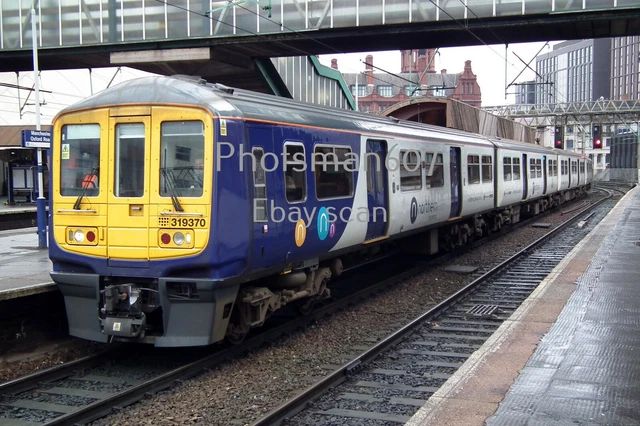 CLASS 319 319370, 4 car EMU, in new Northern at Manchester Oxford Road £0.75 - PicClick UK