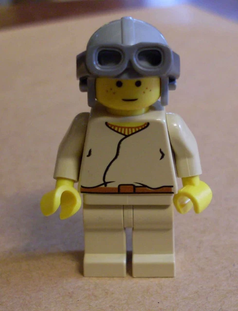 LEGO STAR WARS - Anakin Skywalker with Pilot's Helmet Grey Figure Pilot ...
