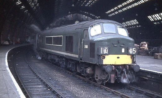 ORIGINAL COLOUR SLIDE of D88 BR class 45 Peak diesel loco £11.50 ...