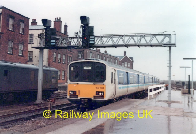 RAILWAY PHOTO 6X4 Class 15 150002 Sprinter DMU arriving Derby c1987 £2. ...