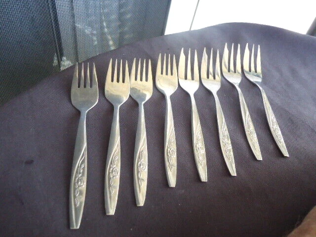 8 VINTAGE RETRO stainless steel cake dessert fork rose design EUR 8,83 ...