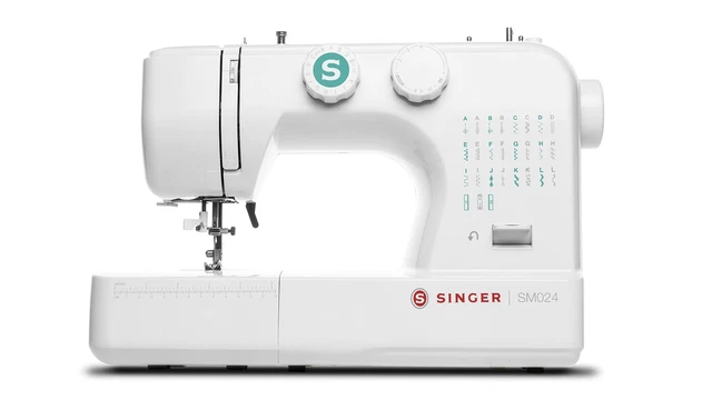 SINGER SEWING MACHINE SM024 With Included Accessory Kit - Great For ...