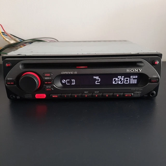 AUTORADIO SONY CDX-GT100 Xplod CD AUX 4x45W Vintage Youngtimer Façade ...