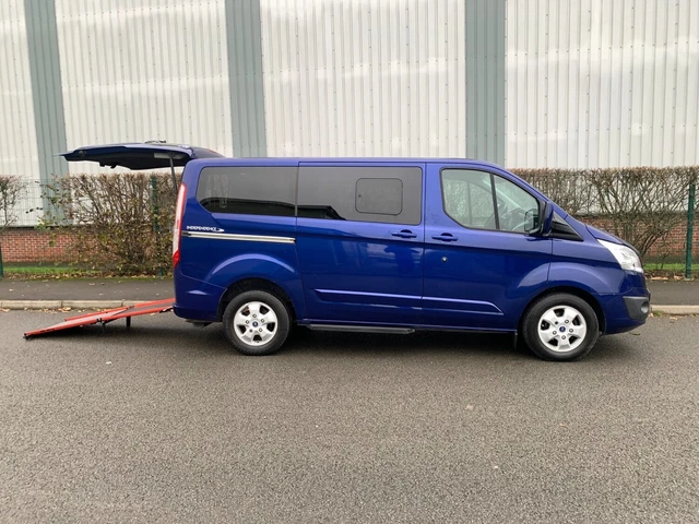 2018 FORD TOURNEO Custom TOURNEO CUSTOM TRANSIT 6 Seat WAV - NEW WET ...