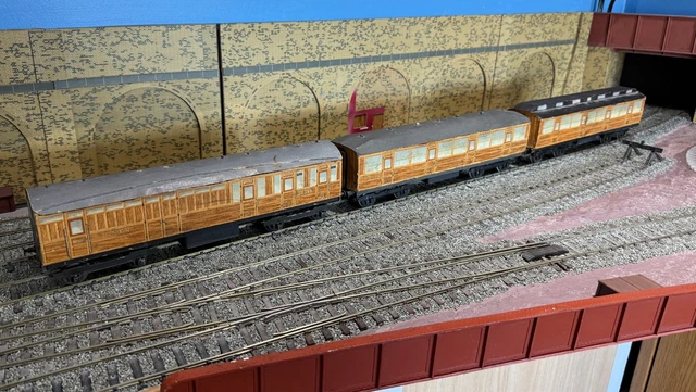 0 GAUGE SCRATCH built LNER bogie three coach set £10.00 - PicClick UK