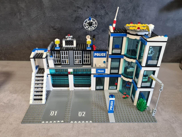 LEGO POLICE STATION, Used, Parts Come Just Pictured £0.89 - PicClick UK