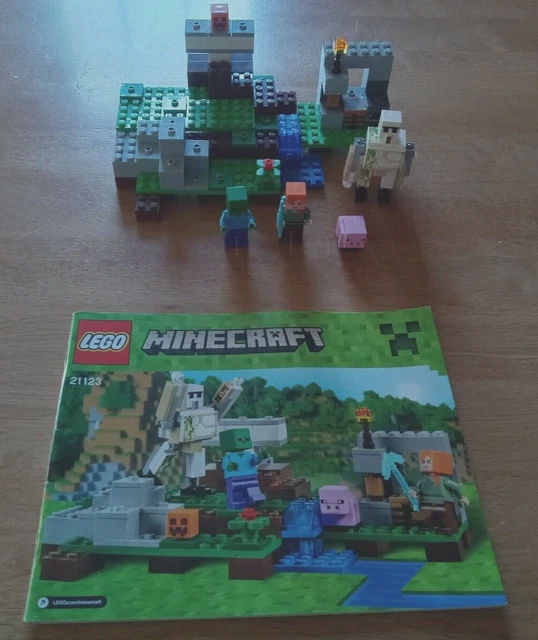LEGO MINECRAFT COMPLETE set-21123 The Iron Golem 100% Complete with ...
