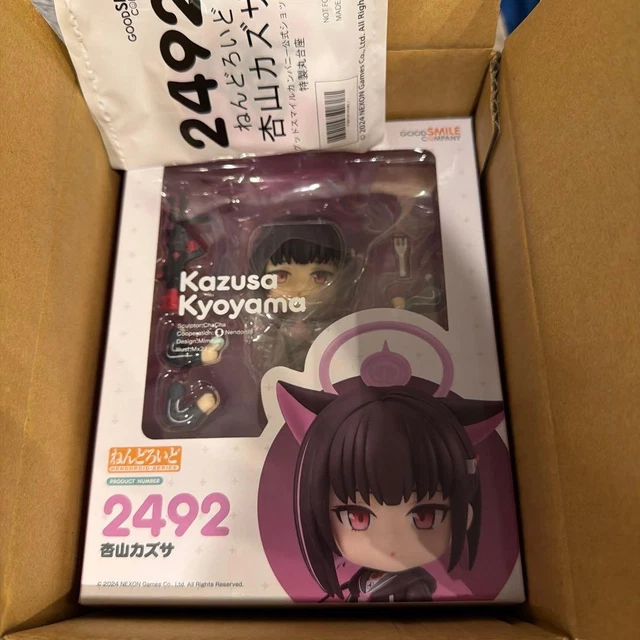 FIGURA NENDOROID BLUE Archive Kazusa Buraka con GSC Shop Bonus Base ...