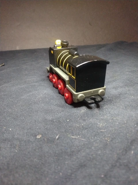 THOMAS AND FRIENDS Hiro Sodor Cup Racers Push Along Train Engine Fisher ...