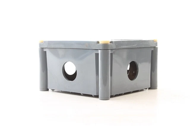 OLD DISTRIBUTOR SOCKET Junction Box 4 Outlets Exposed Vintage 16mm ² ...