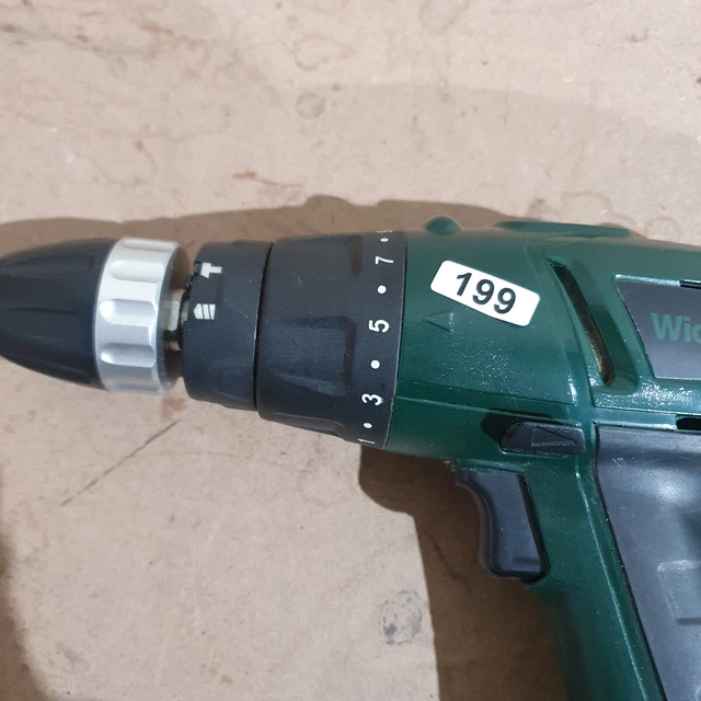 WICKES WCD156V GREEN 15.6-Volts 1.5Ah 550-RPM 10mm Keyless Chuck ...