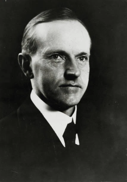 PORTRAIT OF PRESIDENT Calvin Coolidge at his desk in 1925 Politics OLD ...