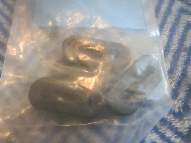 NOS FORD F58Z-2092-A Funda Lote De 4 Nuevo Original Ford EUR 6,98 ...