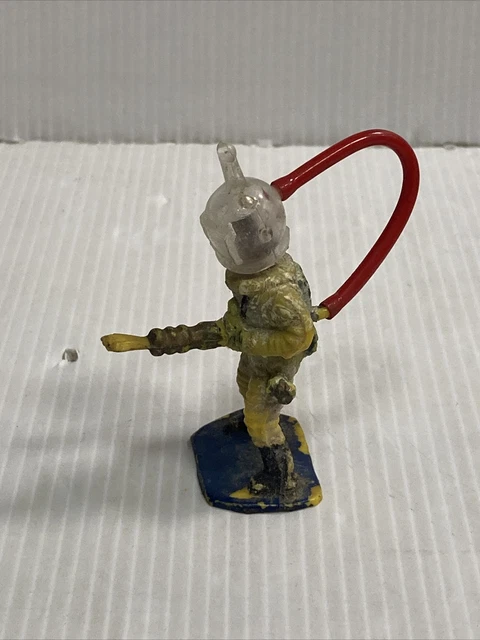ANTIQUE TOY RARE Space Figure Cosmonaut MP Cyrnos Era Starlux Clairet £ ...