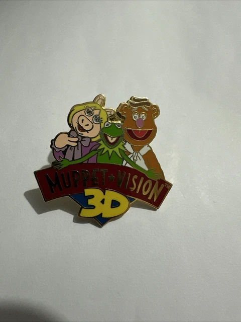 DISNEY MUPPET VISION 3D Pin Badge Kermit Miss Piggy Fozzie Bear £24.35 ...
