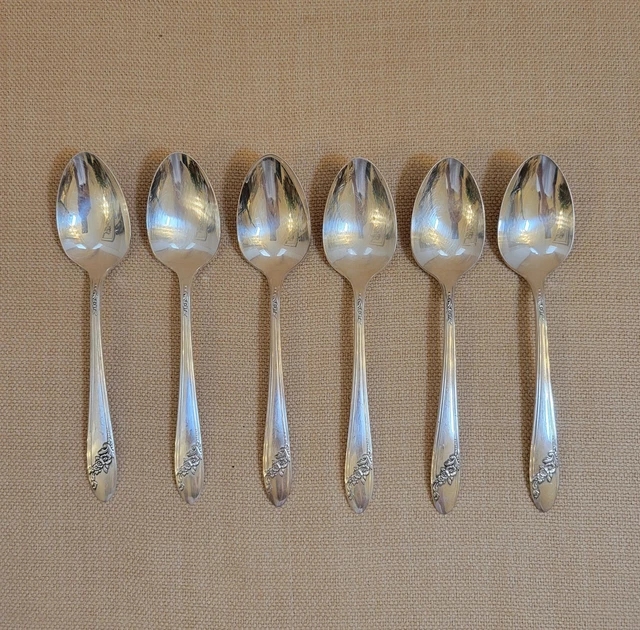 6 TUDOR PLATE Oneida Community Spoons Queen Bess Pattern Roses Floral ...
