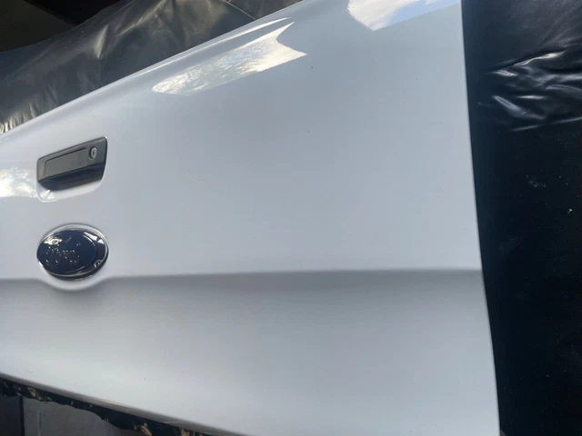 FORD RANGER TAILGATE genuine Ford with straps white £250.00 - PicClick UK