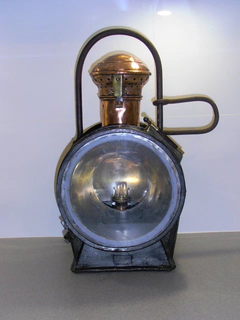 LANTERNE FANAL DE locomotive à pétrole chemin de fer SNCF Mont St Martin EUR 195,00 - PicClick FR