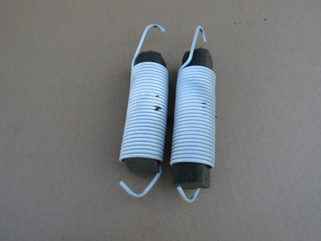 MERCEDES BENZ C63 AMG W204 Sedan Rear Boot Springs Pair LHS + RHS EUR ...