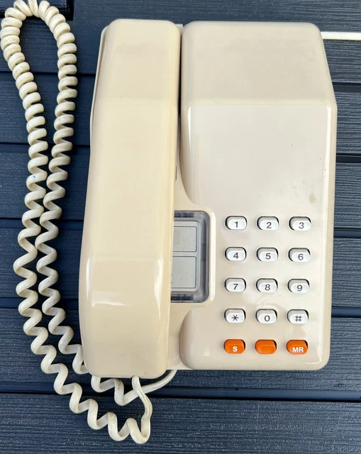 VINTAGE BT VISCOUNT Push Button Telephone- Classic Retro Design- Beige ...