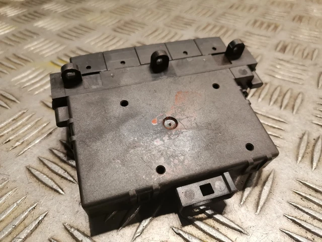 MERCEDES-BENZ A UN W169 Allarme Antifurto Rimorchio Mode Interruttore ...