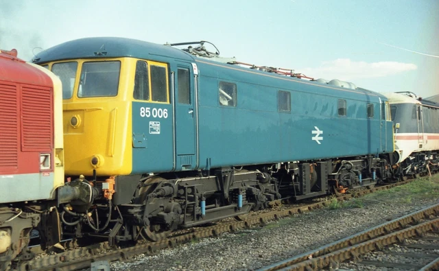 35MM RAILWAY COLOUR negative 85006 BR blue liver location & date ...