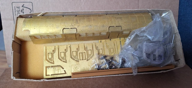 VINTAGE PIRATE MODELS 1959/62 R.003 DM London Underground silver tube ...