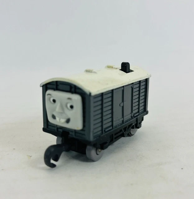 THOMAS & FRIENDS Capsule Plarail MOTORIZED TROUBLESOME BOX CAR TOMY ...