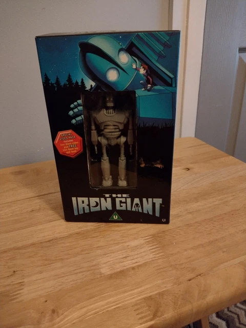 THE IRON GIANT Box VHS Set including exclusive Toy Figure Book 1999 ...