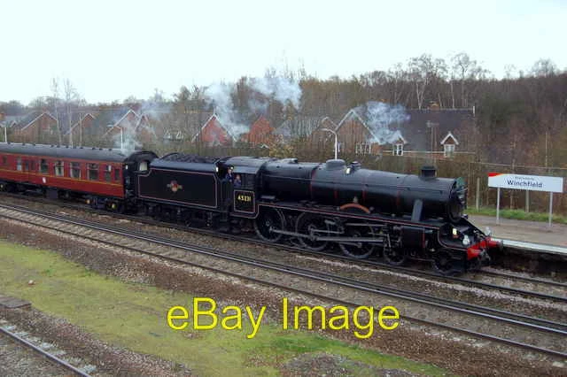 PHOTO 6X4 STEAM Train at Winchfield Station The Sherwood Forester pulls ...