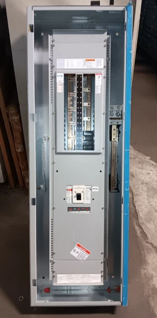 NEW EATON PRL1A 400 Amp Main Breaker Panel 30 Circuit 208Y/120V 3Ø 4W ...