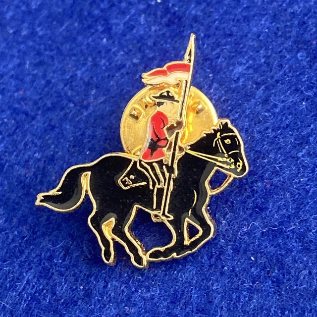 ROYAL CANADIAN MOUNTED Police (RCMP) - The Mounties - Enamel Lapel Pin ...