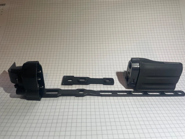 SM-BTR1 AND BM-DN100 Di2 external battery and mount £70.00 - PicClick UK