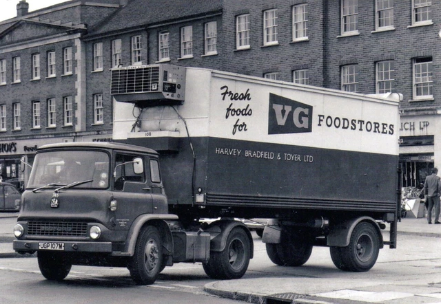 B/W PHOTO: VG Food Stores Bedford Tk Artic Fridge Trailer - Ugp 107M £1 ...