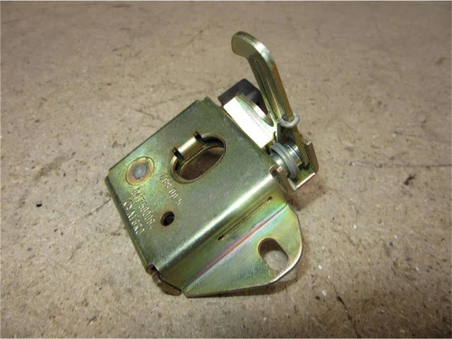 MERCEDES BENZ ORIGINAL Actros W942 Lock Stem Flap Top A9417500084 NEW £ ...