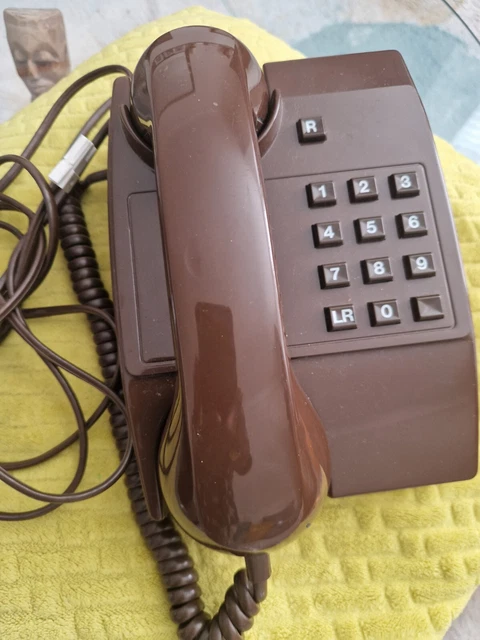 BRITISH TELECOM BROWN vintage push button telephone - in very good ...