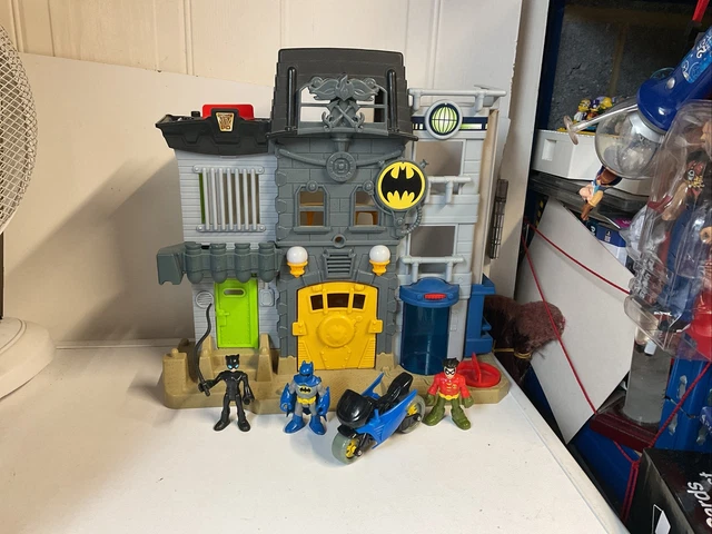 FISHER-PRICE IMAGINEXT BATMAN Gotham City PD Police Station Playset ...