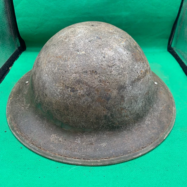 Original WW2 British Army Mk2 Brodie Combat Helmet