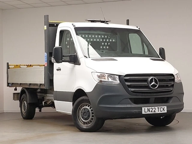 2022 MERCEDES-BENZ SPRINTER 3.5t Progressive Chassis Cab Van Diesel ...