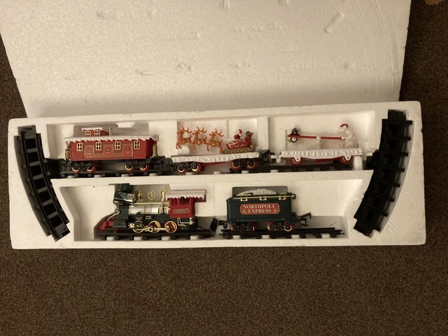 VINTAGE 1990'S &THE North Pole Express" Christmas Train Set £30.00 ...