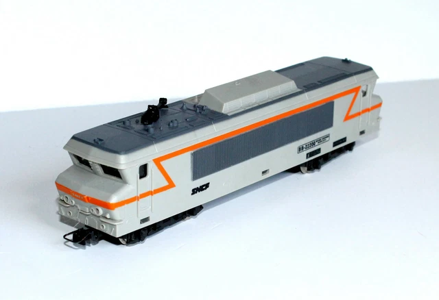 JOUEF BB-22200 - Locomotive Diesel Sncf - Ech Ho - Automotrice Ferroviaire Train EUR 85,00 ...