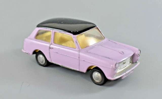 VINTAGE TRI-ANG SPOT ON 154 AUSTIN A40 MODEL DIECAST CAR with Part BOX ...