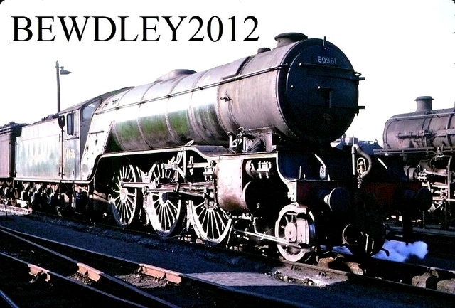 *ORIGINAL 35MM SLIDE* LNER GRESLEY V2 60961 YORK SHED 3/10/1964 +RIGHTS ...