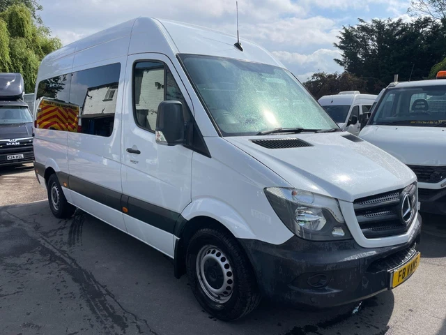 MERCEDES-BENZ SPRINTER 2.2 Cdi 314 140Bhp 13 Seat Automatic Minibus ...