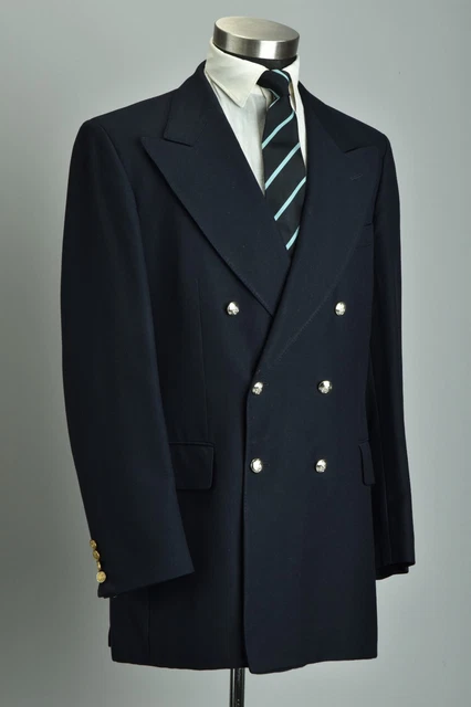 YORKSHIRE REGIMENT OFFICERS' 1980s Boating Jacket / Blazer. Ref WHL £0. ...