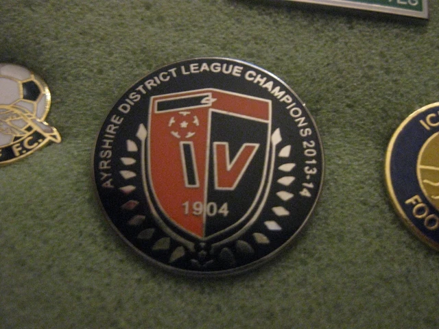 RARE OLD IRVINE Victoria Non League Football Club Enamel Brooch Pin ...